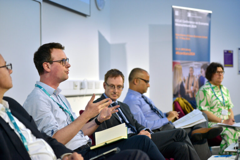 Economic Statistics Centre of Excellence - ESCoE : ESCoE