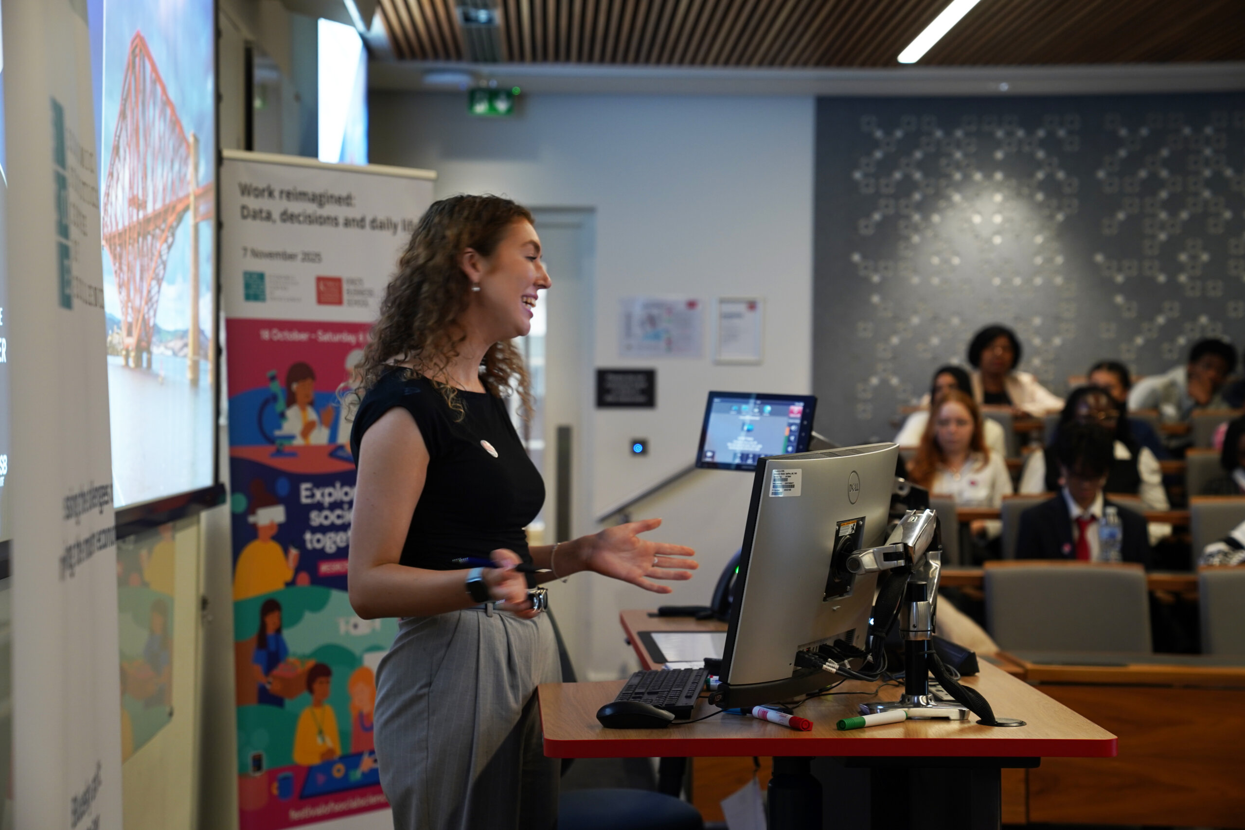 London sixth formers explore surveys and data with ESCoE - ESCoE : ESCoE